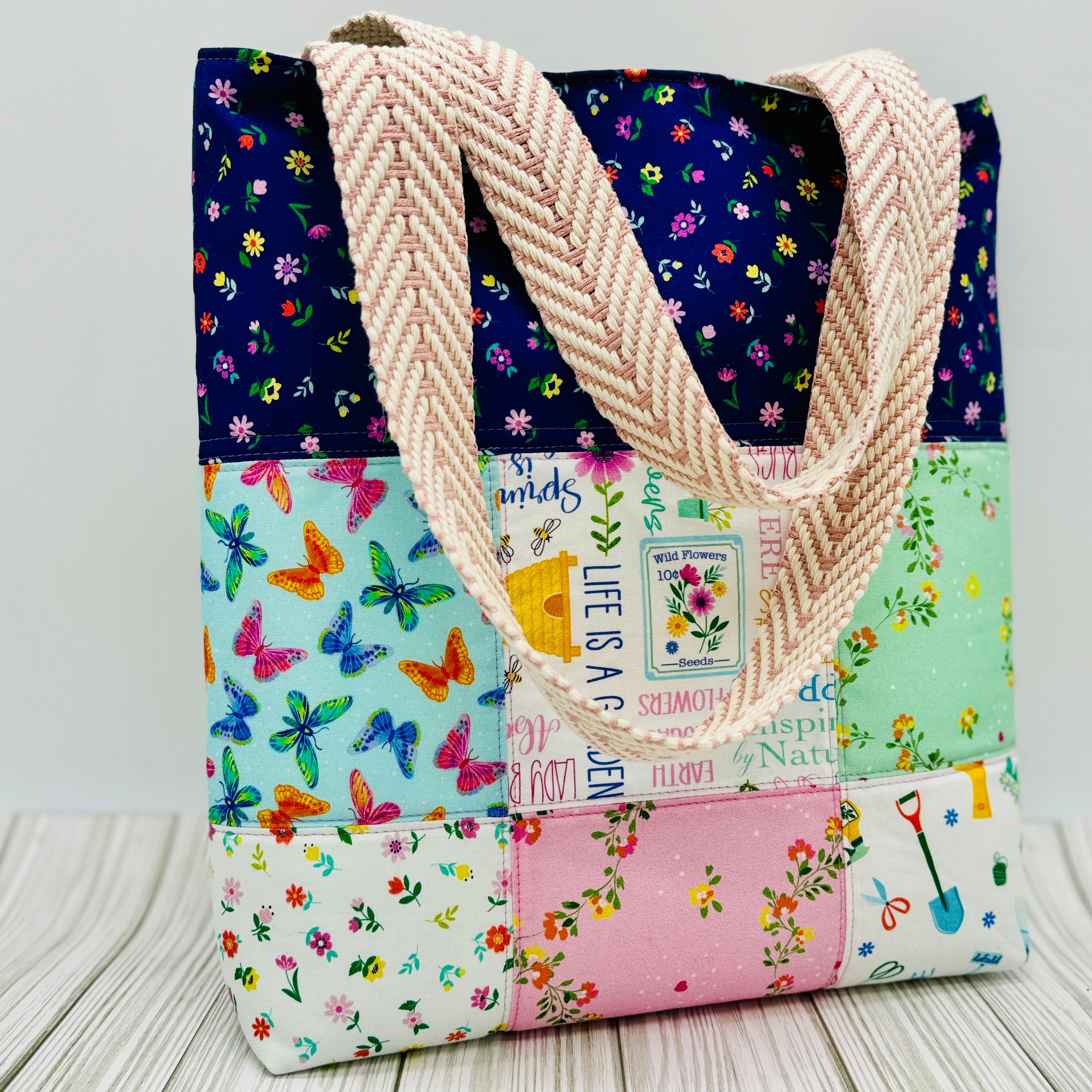 Easy Charm Tote – Beginner-Friendly PDF Bag Sewing Pattern - Be Mandy ...